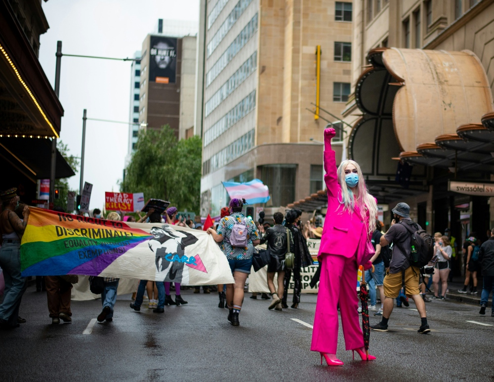 A Guide to Your Pride Month Outfit - Triniful